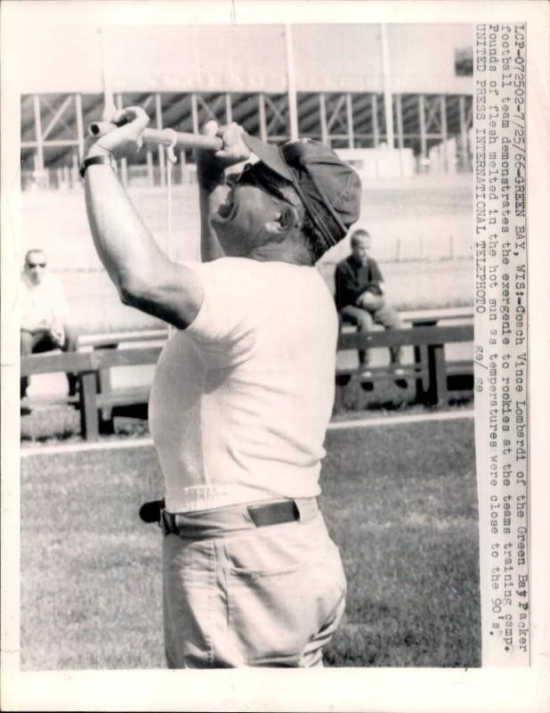 1966: Vince Lombardi demonstrates the Exer-Genie - Exer-Genie | Beamer